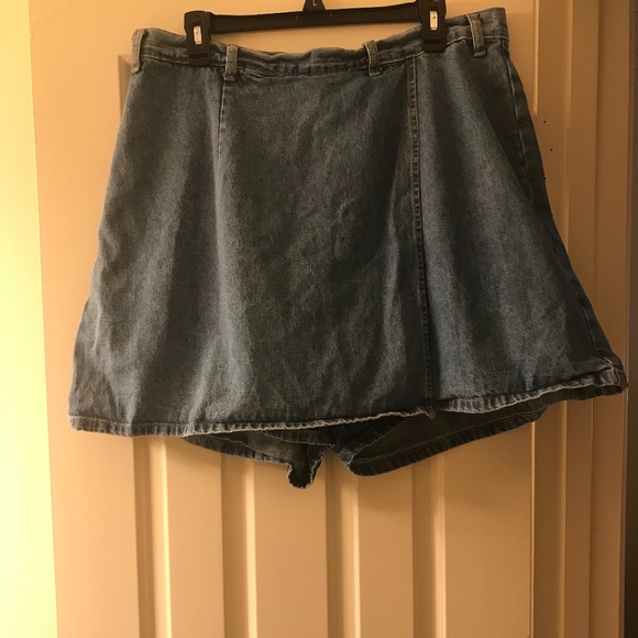 Frayed | Skirts | Vintage 9s Retro 00s Skort Denim With Pleat Detail ...